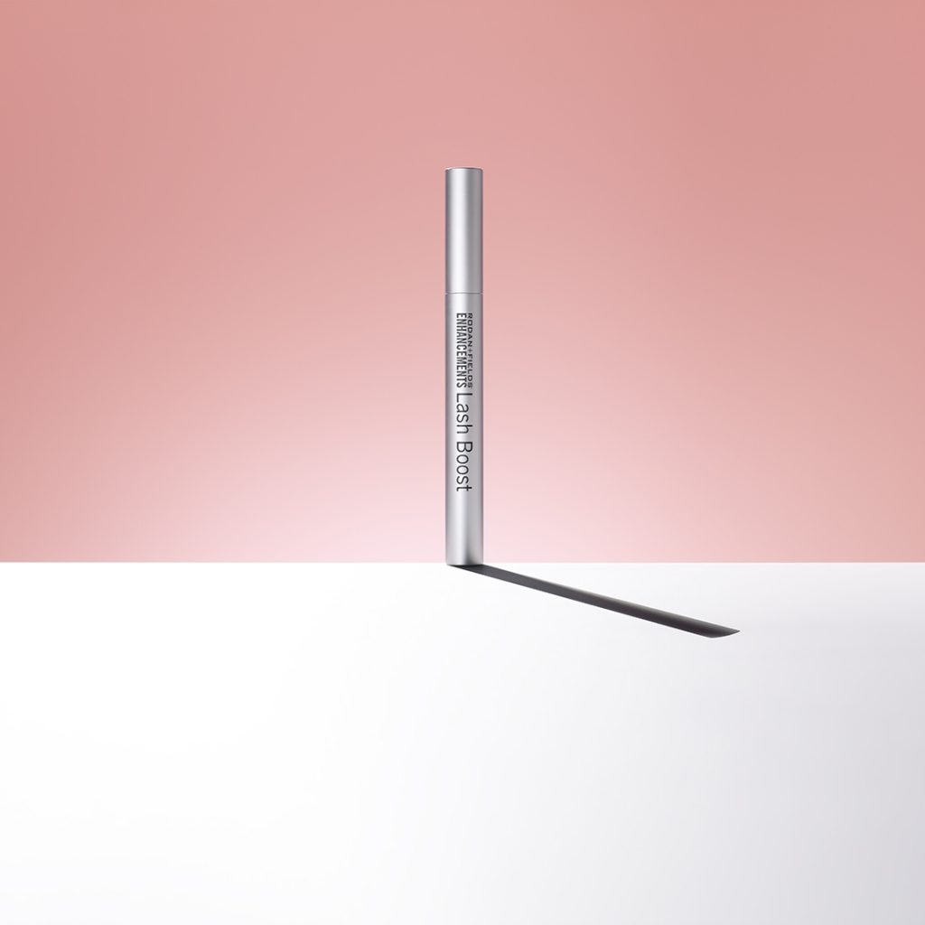 Achieve the Appearance of Natural Long Eyelashes with the Right Lash ...